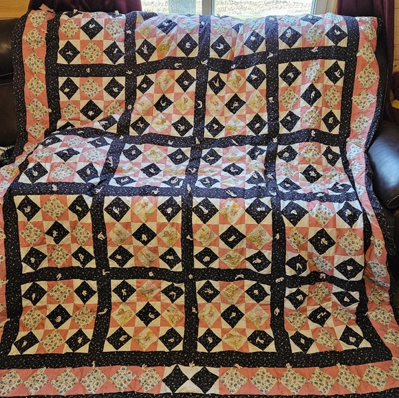 homemade | Bedding | Vintage Holly Hobby Quilt 8x00 Pink White Navy ...